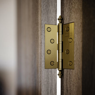 Aston Brushed Gold Hinges - LUSSO